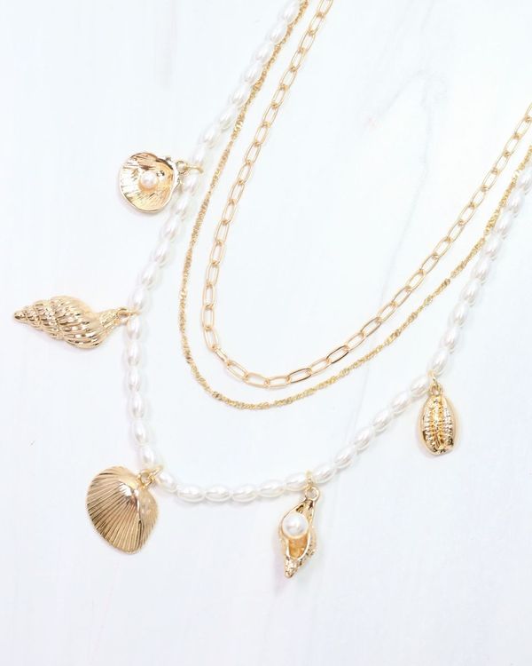 Calm Seas Pearl and Shell Charm Necklace Gold – Caroline Hill Wholesale